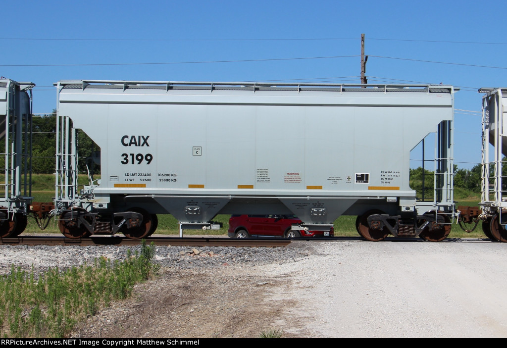 CAIX 2 Bay Covered Hopper